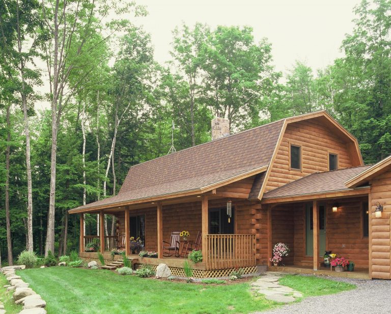 Farm Living Gambrel | Northeastern Log Homes